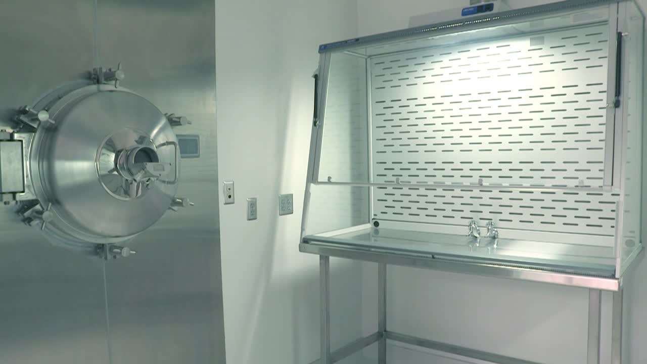 UNMC building medicine-making lab